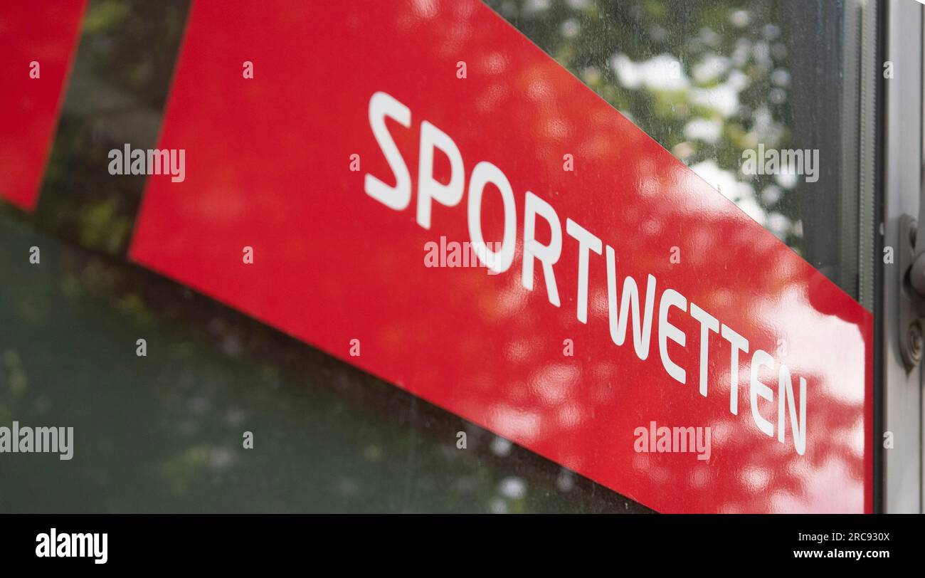 Betting window hi-res stock photography and images - Alamy