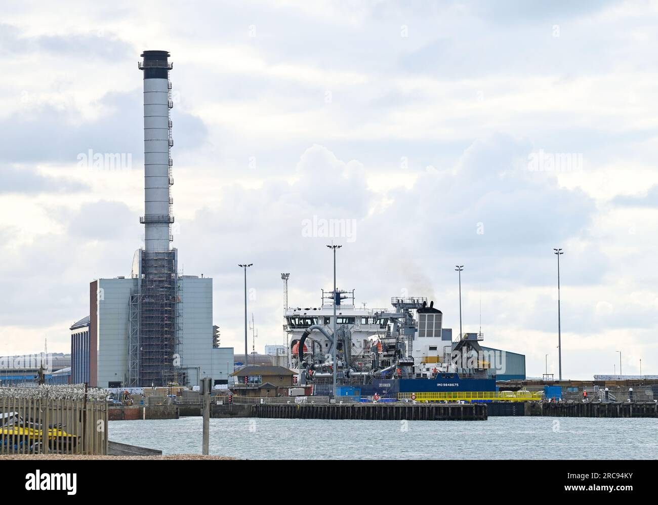 Dredgers hi-res stock photography and images - Alamy
