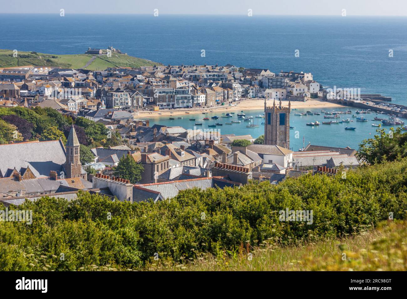 St ives town centre hi-res stock photography and images - Alamy