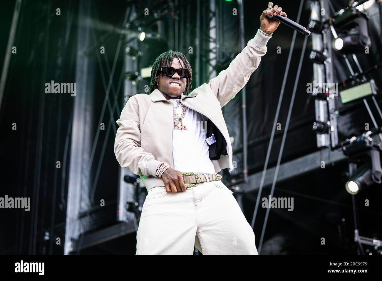 Rapper rema hi-res stock photography and images - Alamy