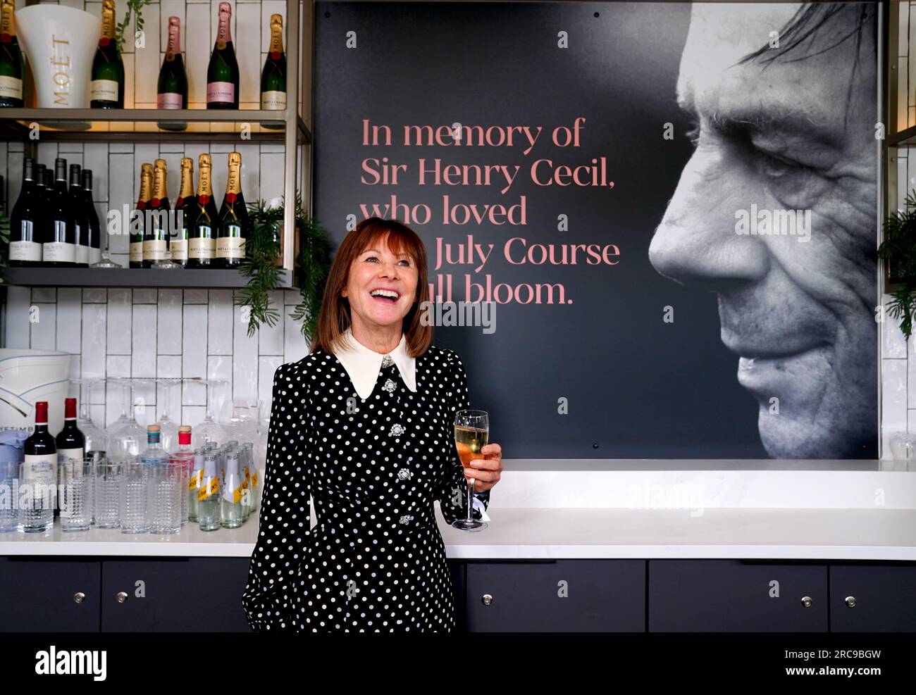 Lady Jane Cecil officially opens the Rose Terrace in memory of Sir ...