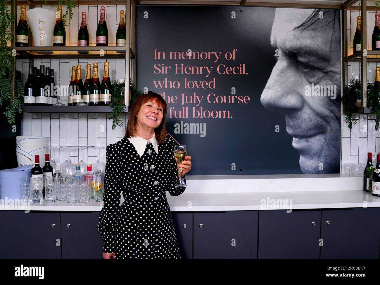 Lady Jane Cecil officially opens the Rose Terrace in memory of Sir ...