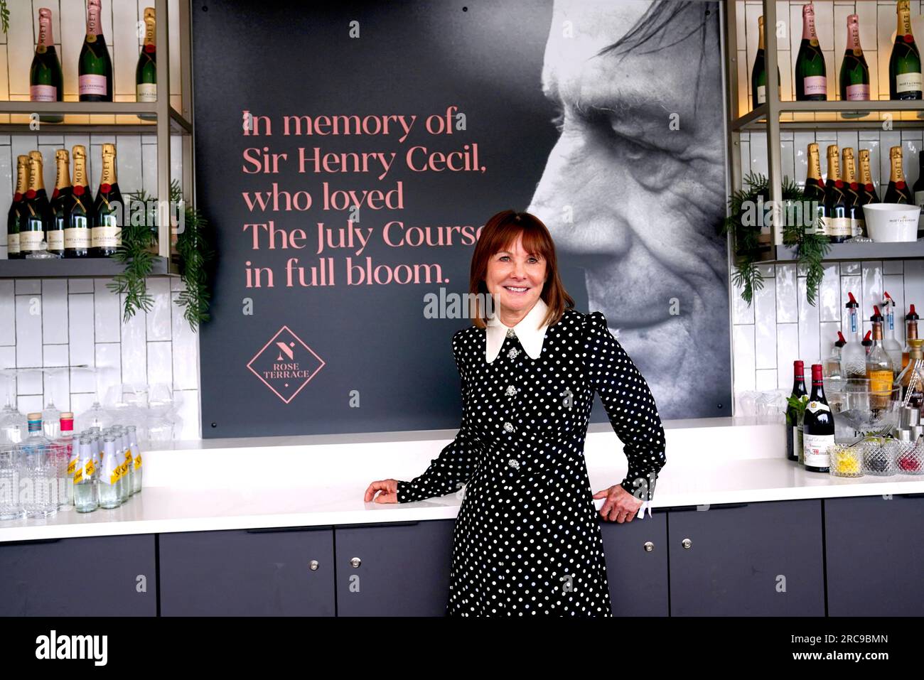 Lady Jane Cecil officially opens the Rose Terrace in memory of Sir ...