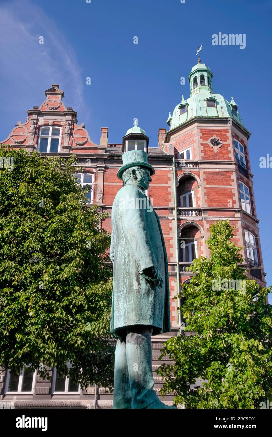 Monument hans christian andersen hi-res stock photography and images ...