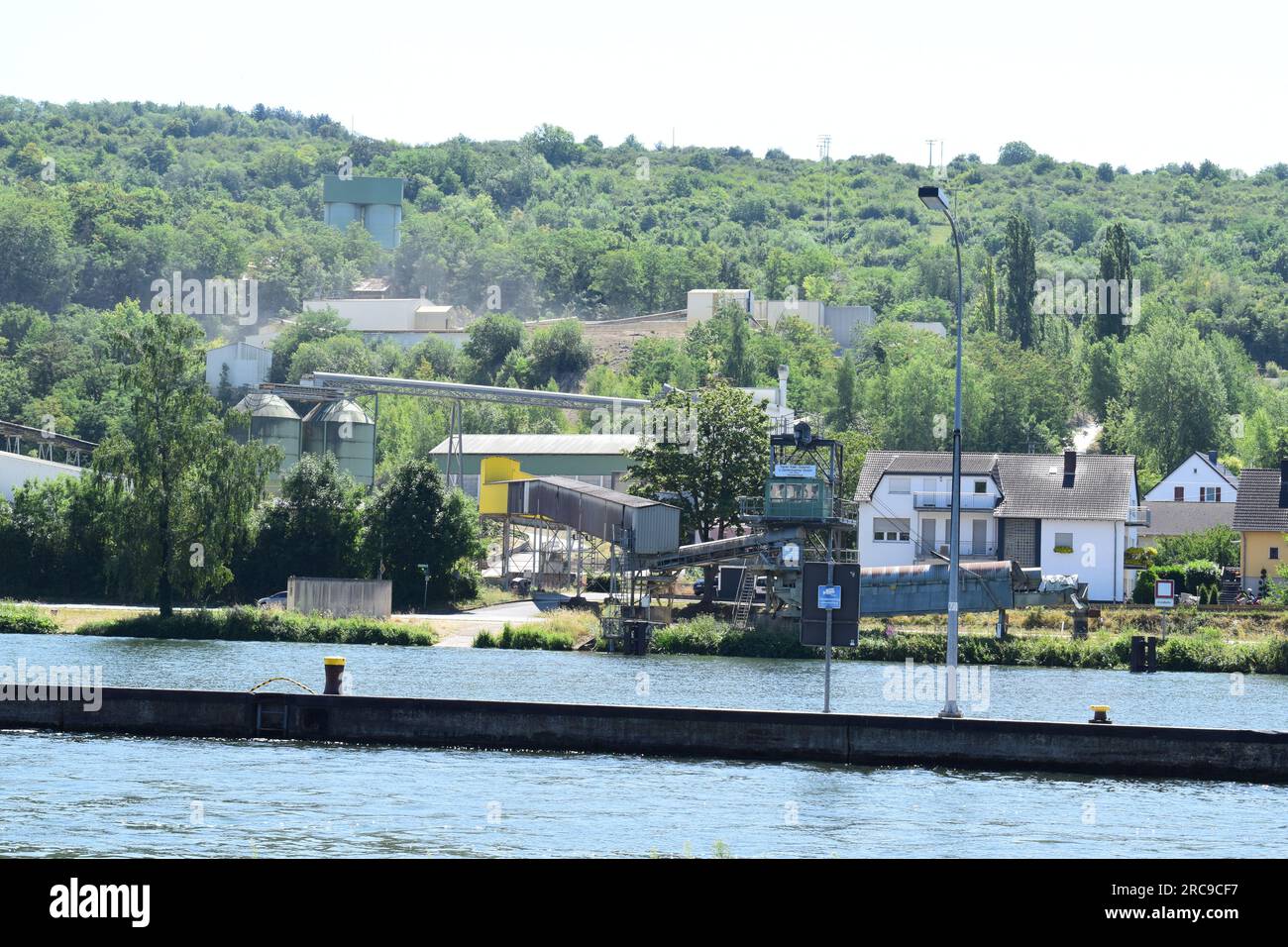 Rver lock hi-res stock photography and images - Alamy