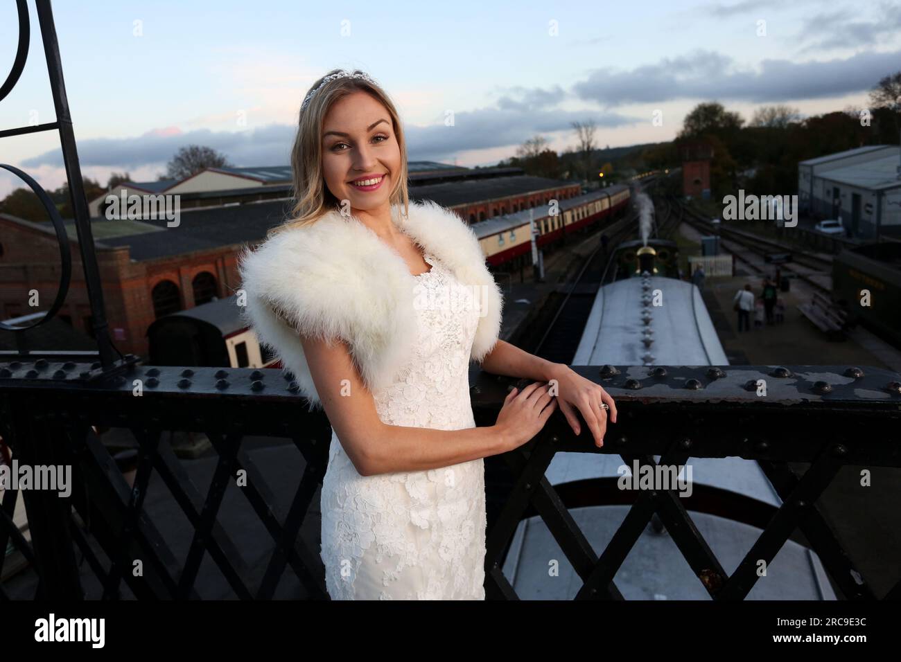 A Page & Picture wedding shoot at the Bluebell Railway, East Sussex ...