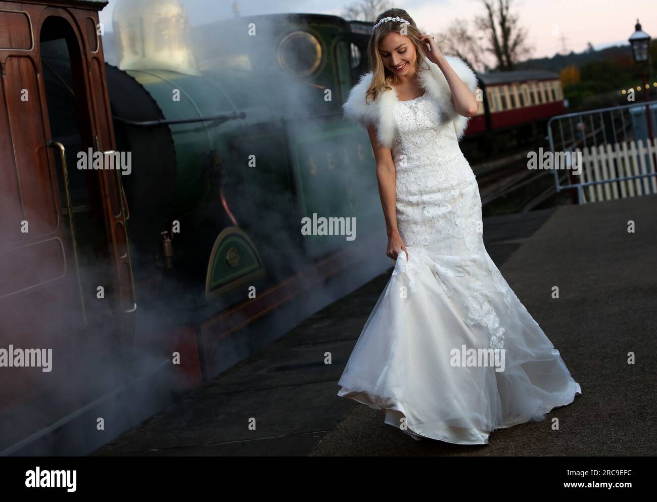A Page & Picture wedding shoot at the Bluebell Railway, East Sussex ...