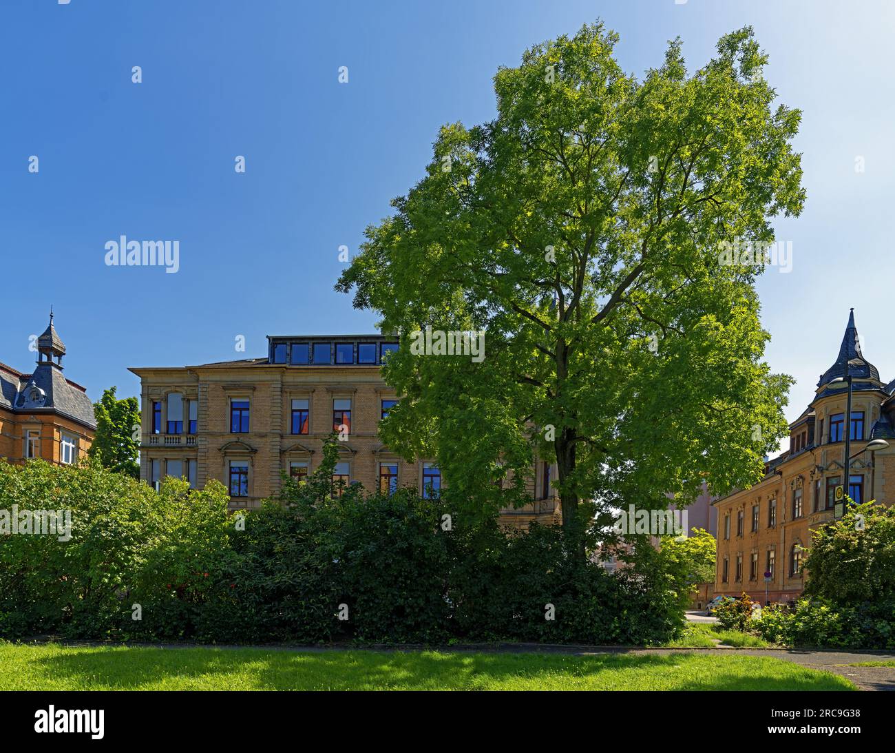 Ostpark, historische Gebäude Stock Photo - Alamy