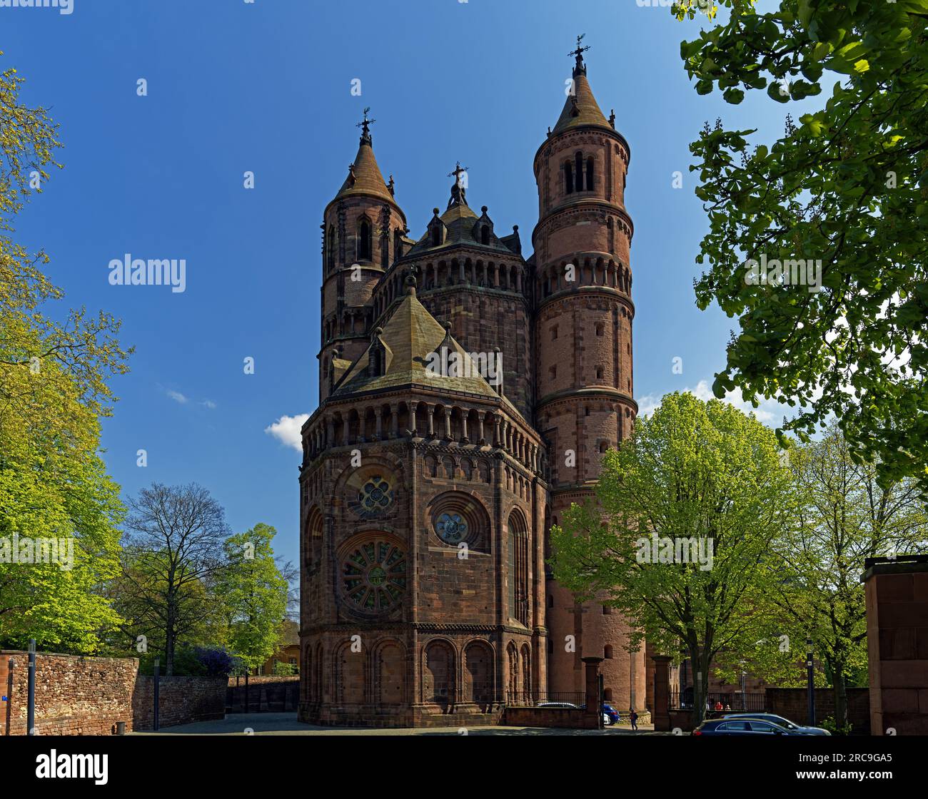 SchUM-Stadt, Dom Sankt Peter, erbaut 12. Jahrhundert Stock Photo - Alamy