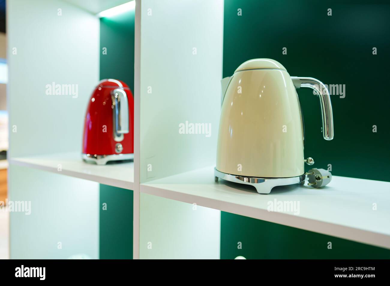 Kettle shelves store hi-res stock photography and images - Alamy