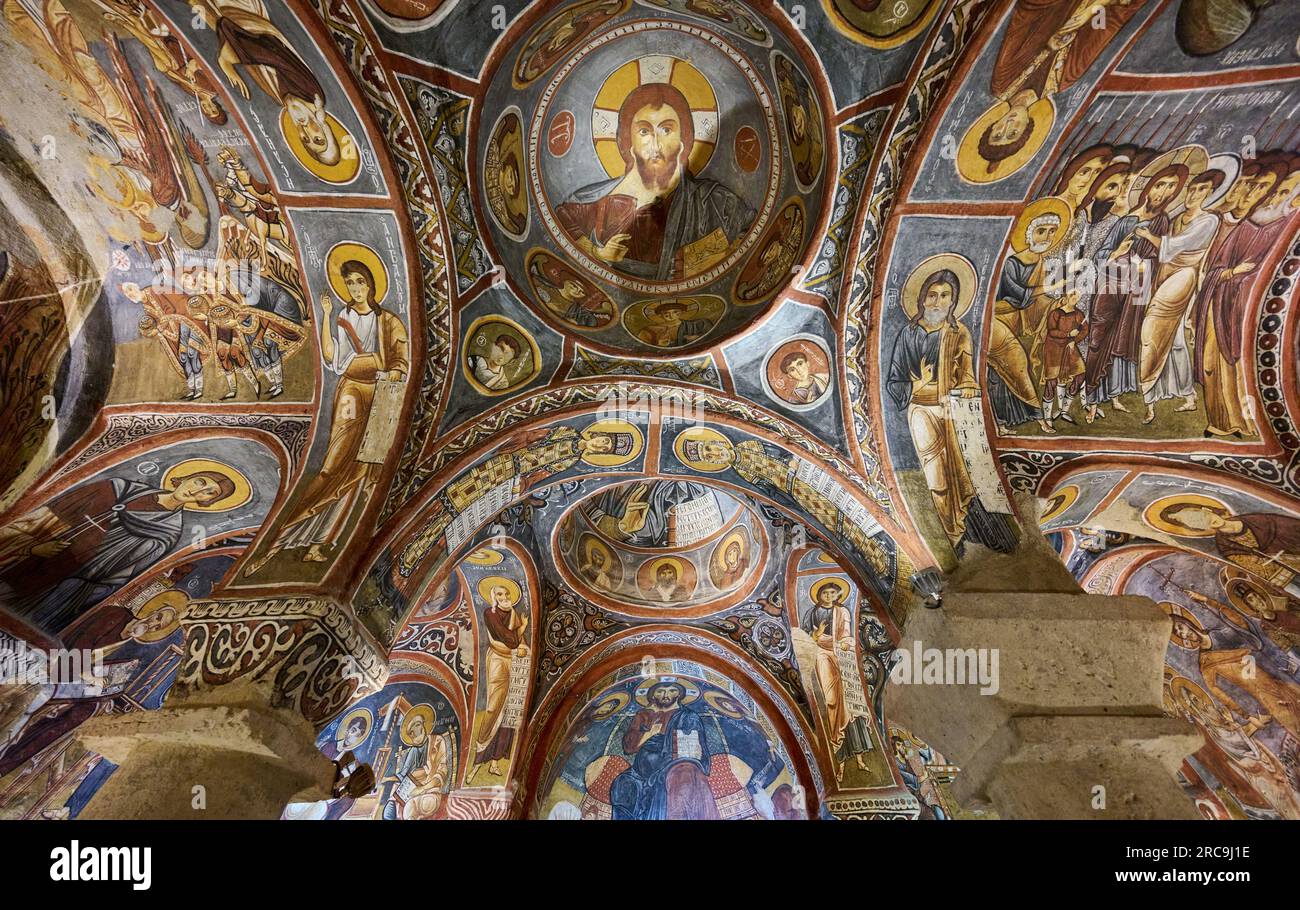 Innenansicht des herrlichen Freskos in Dunkle Kirche , Karanlık Kilise ...