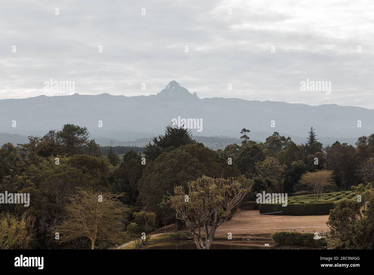 Hotel Fairmont Mount Kenya Safari Club Stock Photo - Alamy