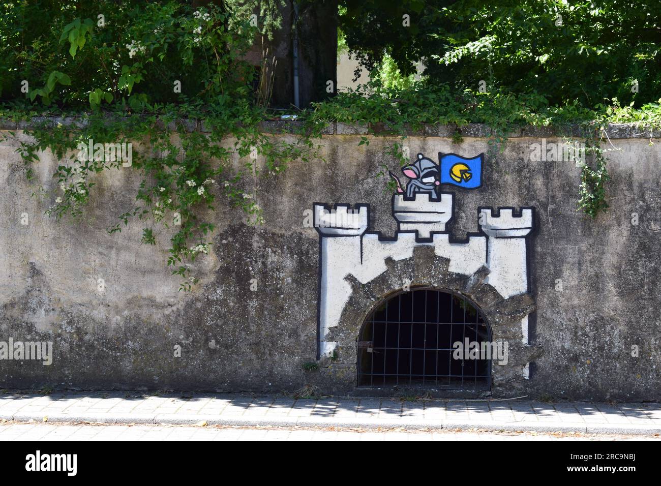 painted mouse castle at a castle wall Stock Photo - Alamy