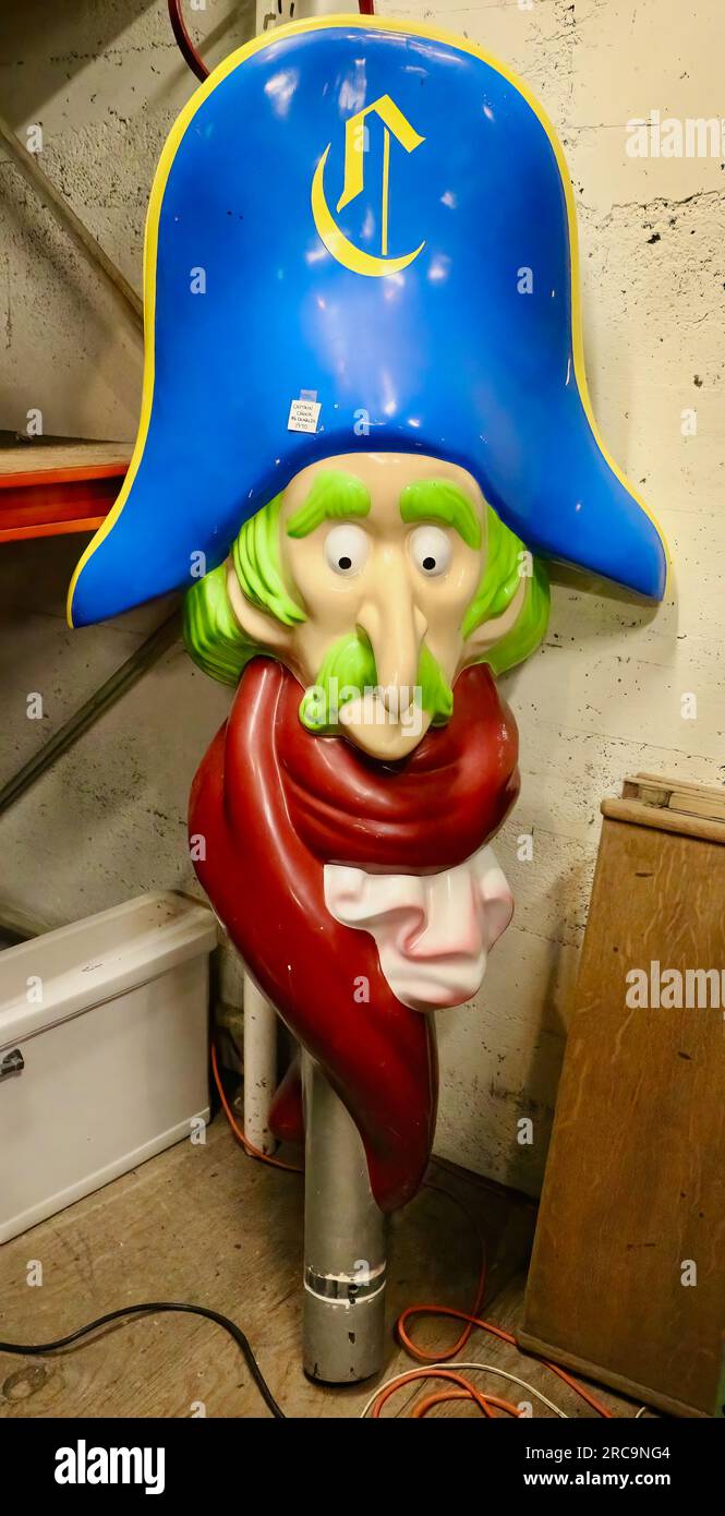 Captain crook hi-res stock photography and images - Alamy