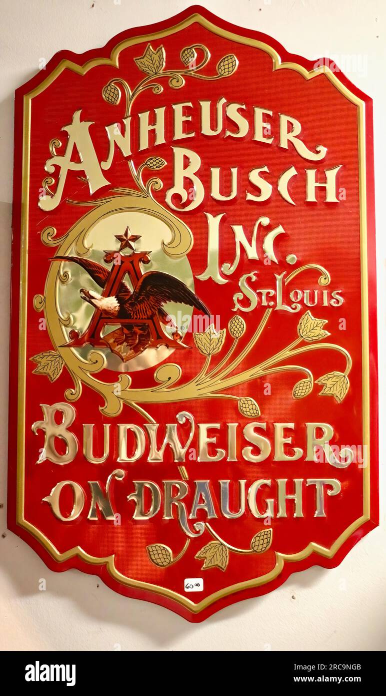 Budweiser sign hi-res stock photography and images - Alamy