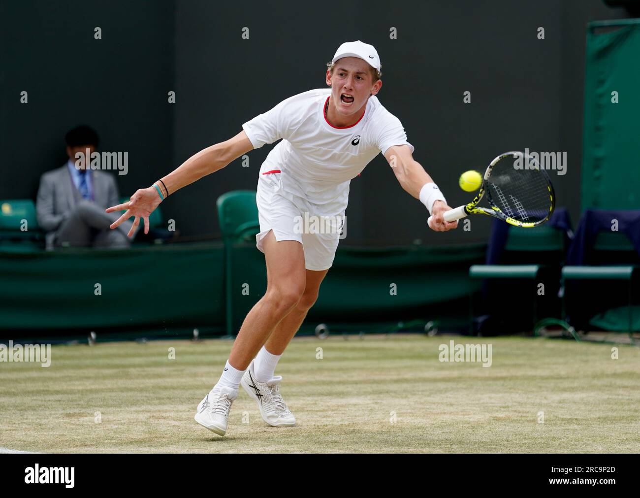 Henry Searle in action against Joao Fonseca in their Boy's Singles ...