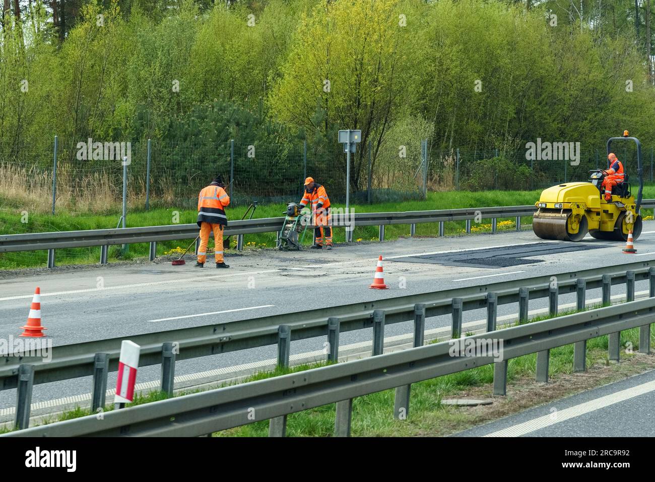Motorway maintenance vehicle on hi-res stock photography and images - Alamy