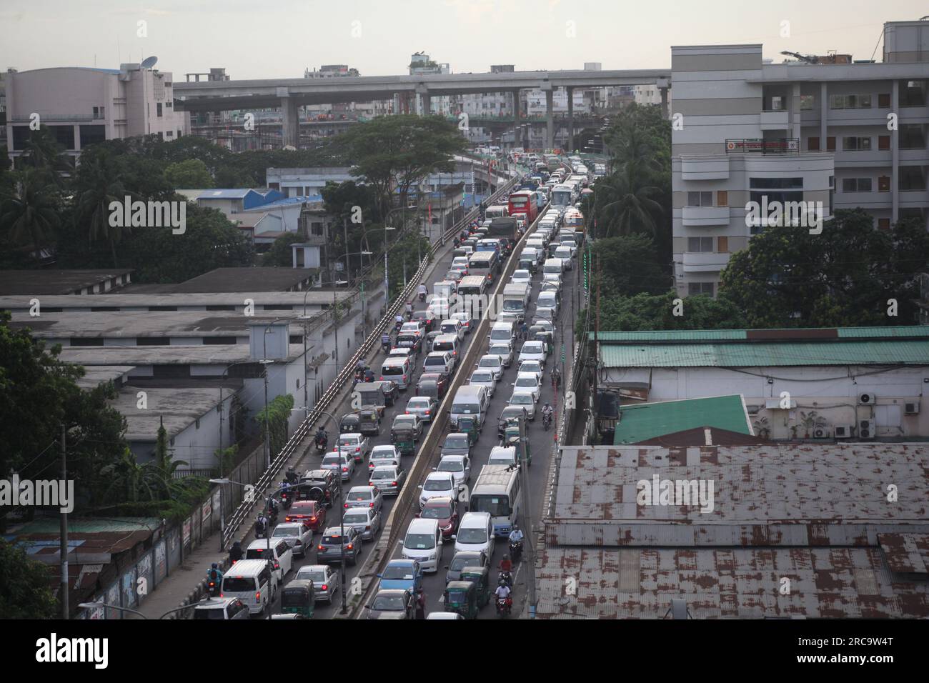 Dhaka bangladesh 13july2023 traffic jam in dhaka city this pho hi-res ...