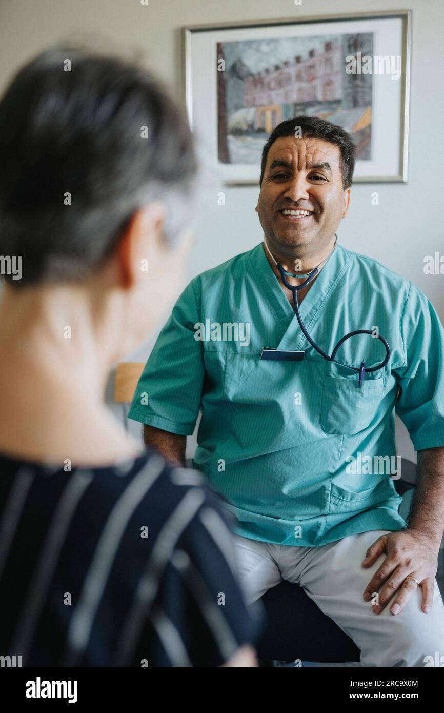 Selective focus happy patient hi-res stock photography and images - Alamy