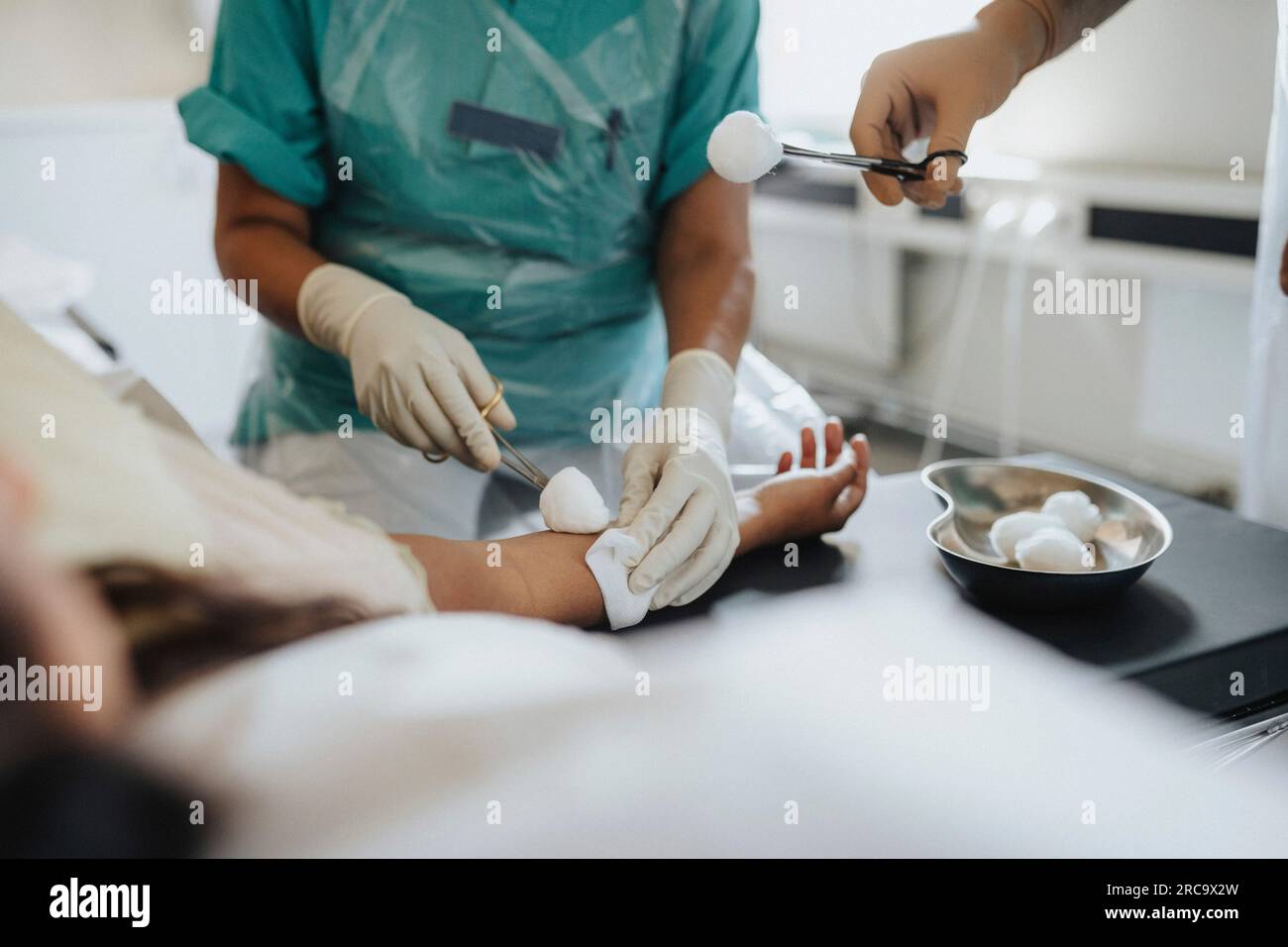 Asian female surgeon in operating room hi-res stock photography and ...