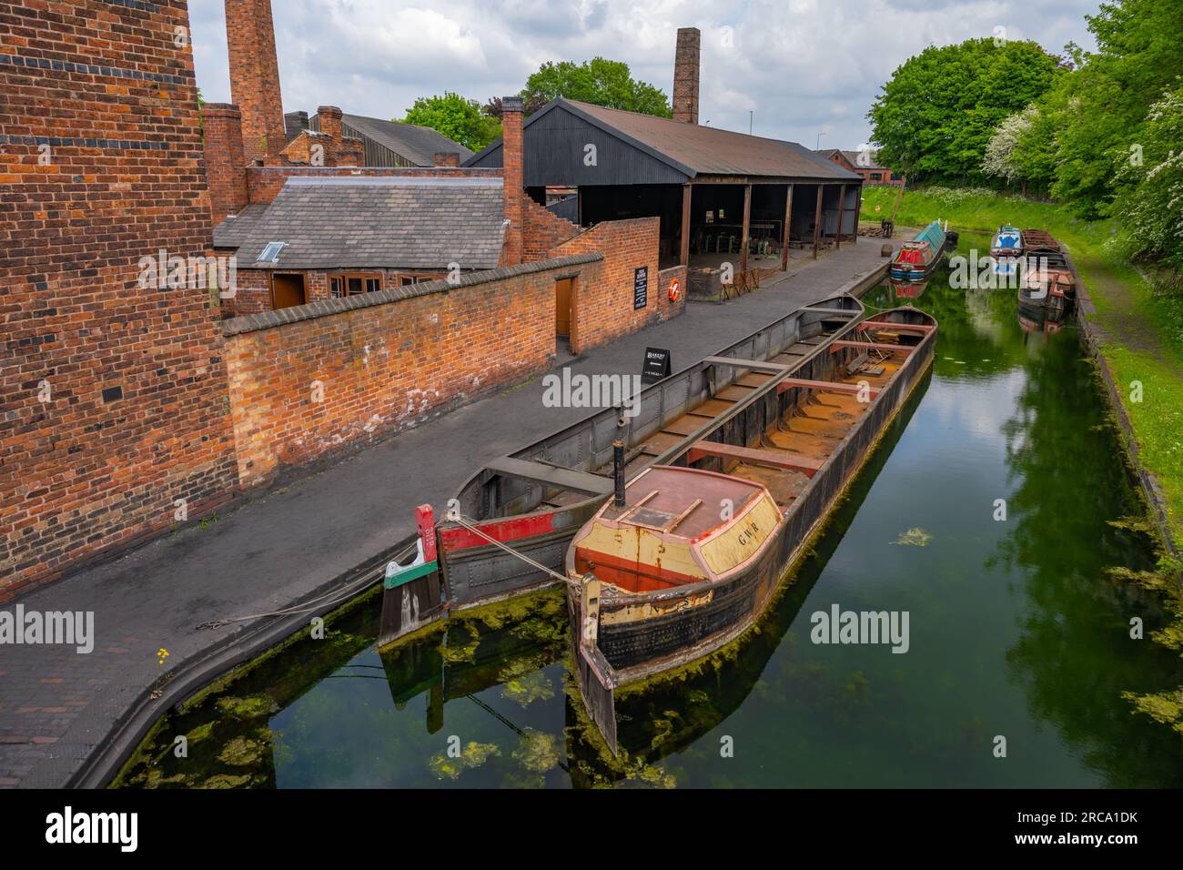 Old factory black country hi-res stock photography and images - Alamy