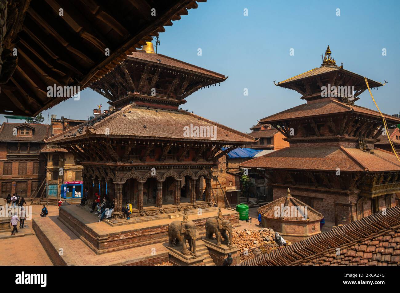 Patan darbar square hi-res stock photography and images - Alamy