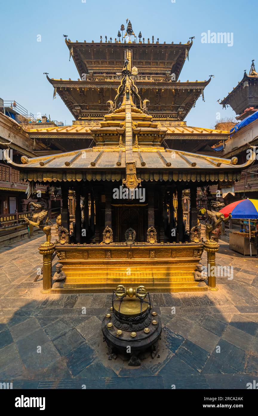 Hiranya varna mahabihar hi-res stock photography and images - Alamy