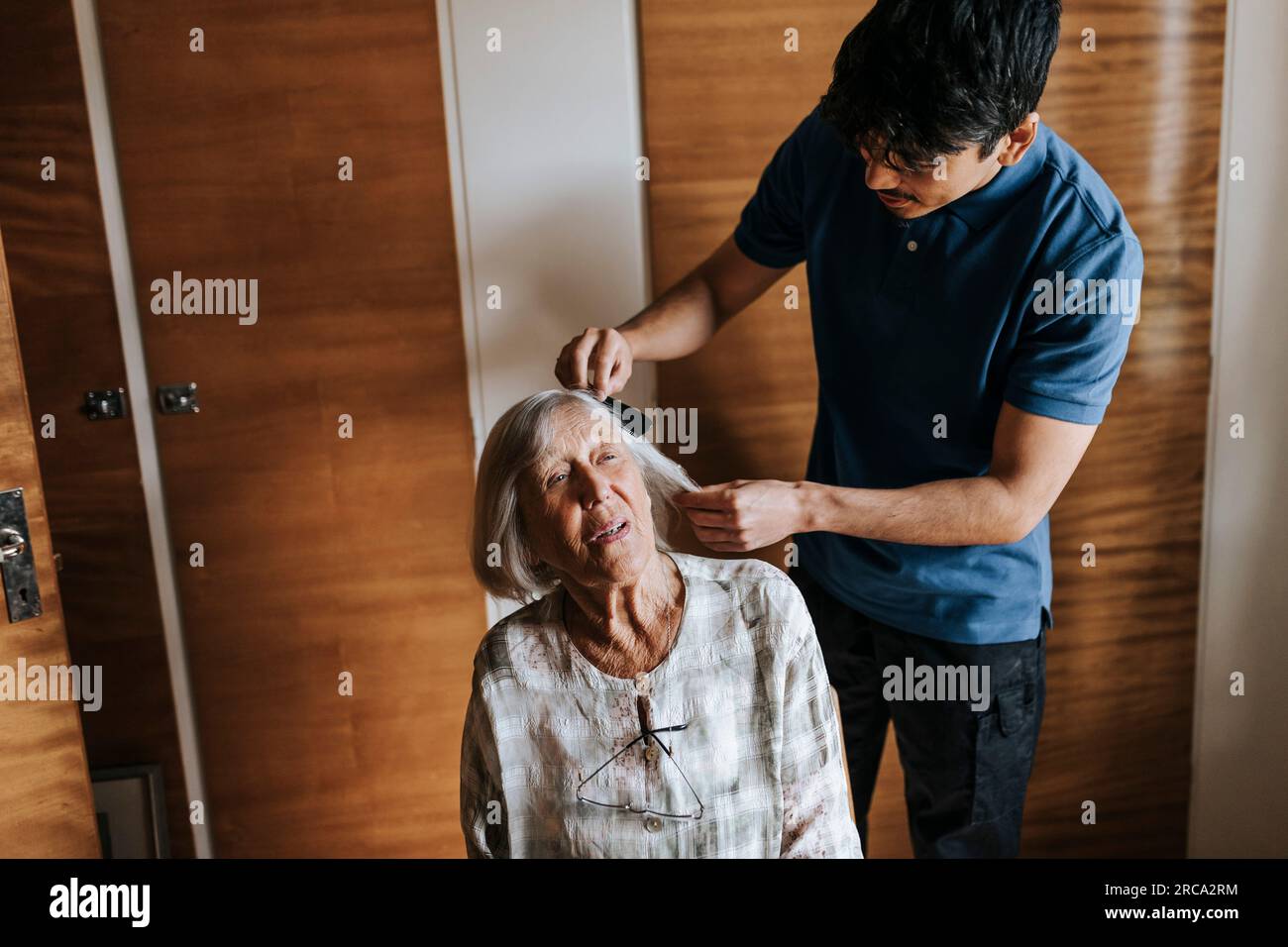 Male assistant hi-res stock photography and images - Alamy