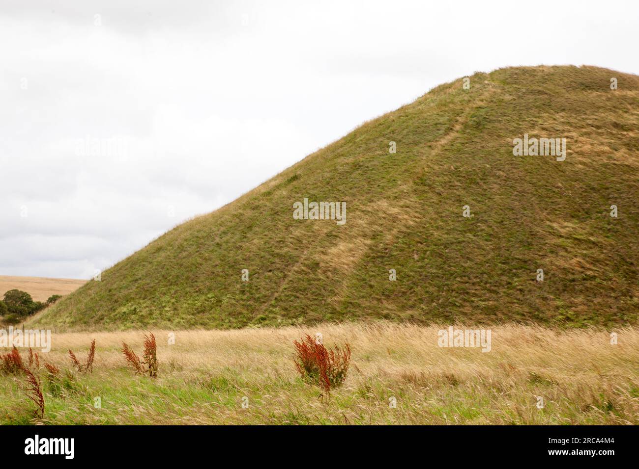 Silbury Hill, Avebury a Neolithic monument Stock Photo - Alamy