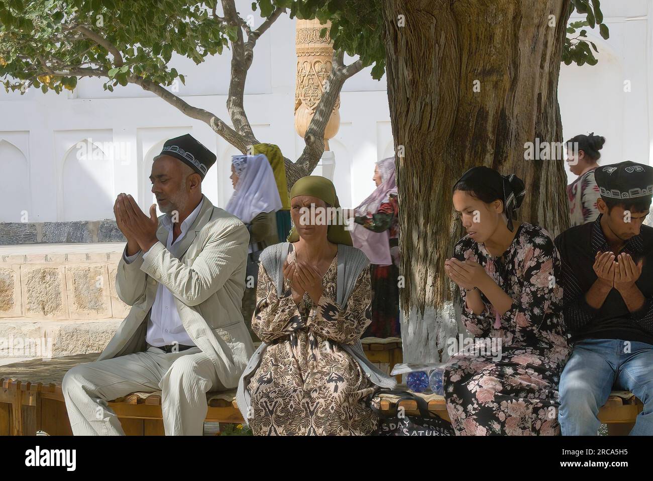 Beseeching hi-res stock photography and images - Alamy