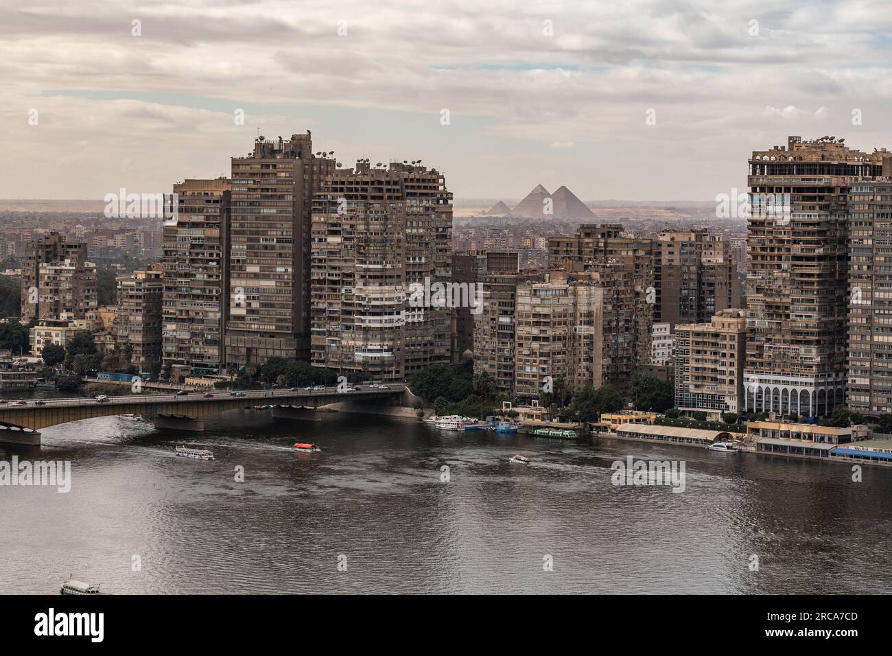 Pyramids of giza aerial view hi-res stock photography and images - Alamy