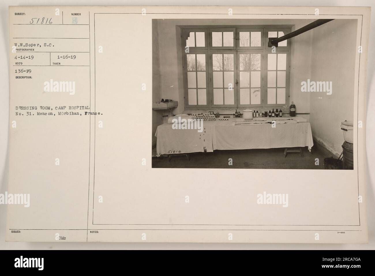 Dmc notes hi-res stock photography and images - Alamy