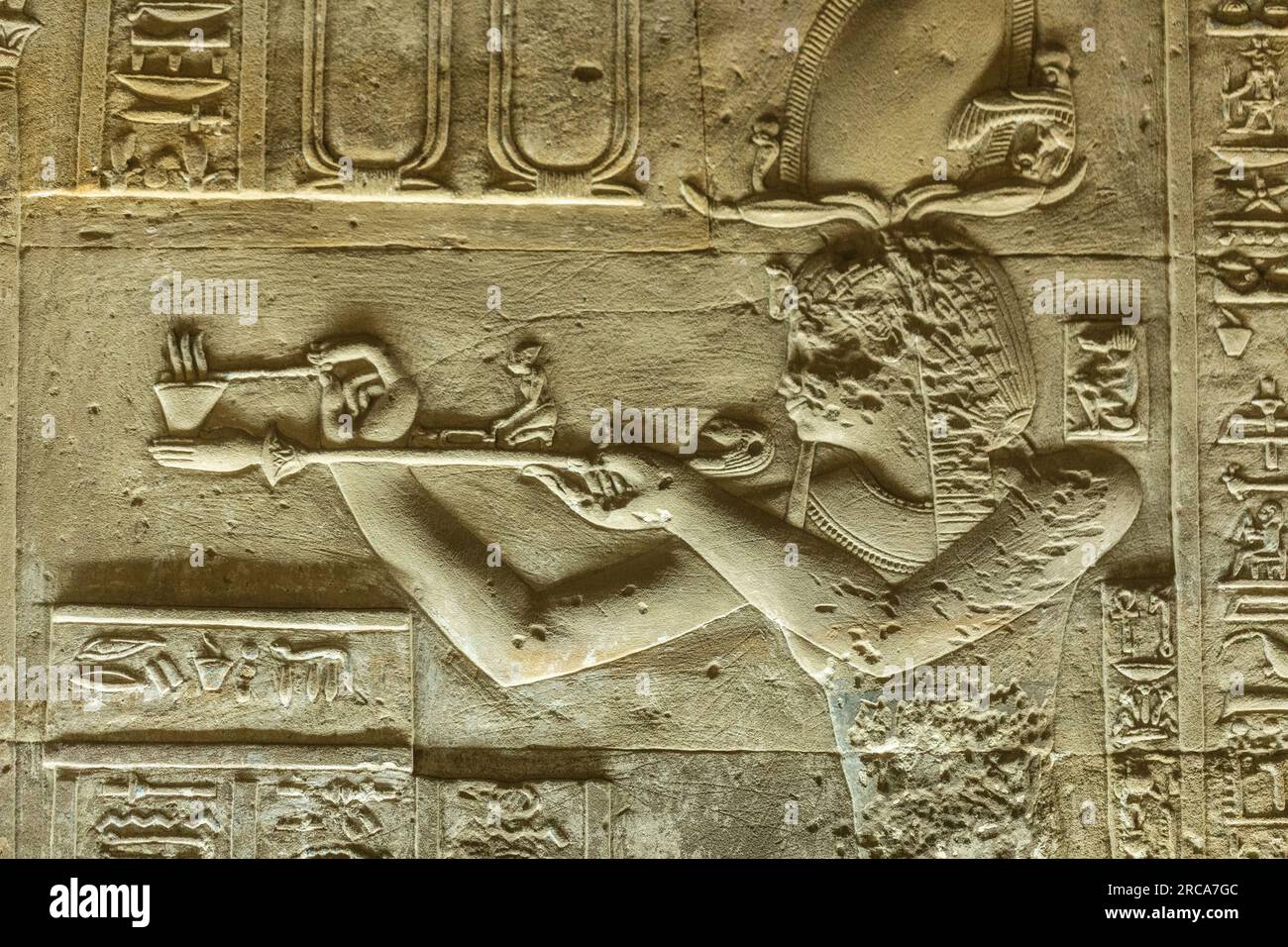 Smoking hieroglyph hi-res stock photography and images - Alamy