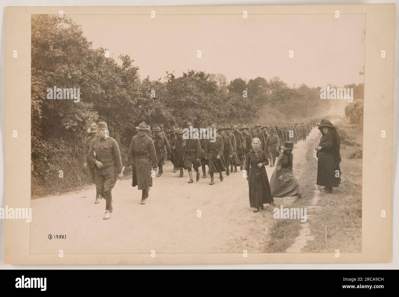 Soldier using a field telephone during World War One Stock Photo - Alamy