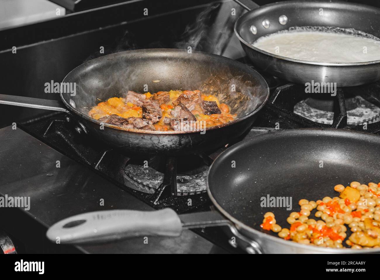 Two plate stove hi-res stock photography and images - Alamy