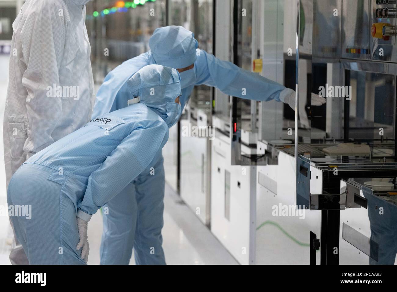 Dresden, Germany. 13th July, 2023. Robert Habeck (back), Federal ...