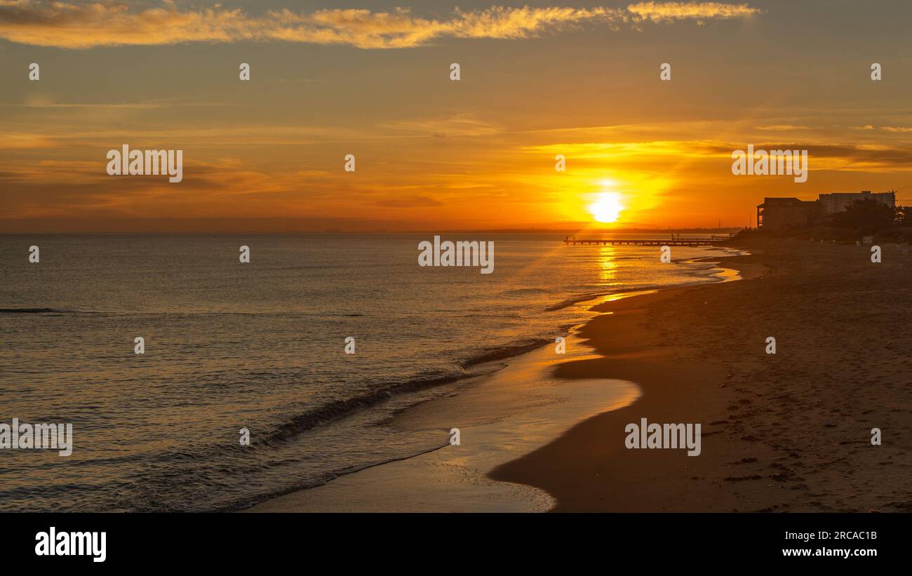 Chesapeake Bay Sunrise | Norfolk, Virginia, USA Stock Photo - Alamy