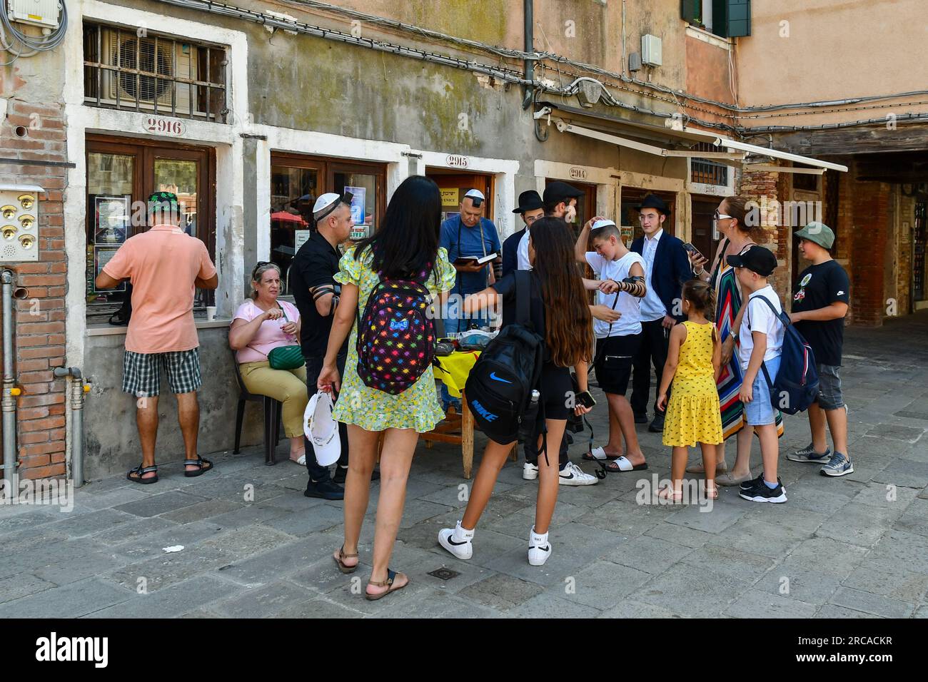 Tourists and orthodox Jews at the Venice Chabad during Shabbat in ...