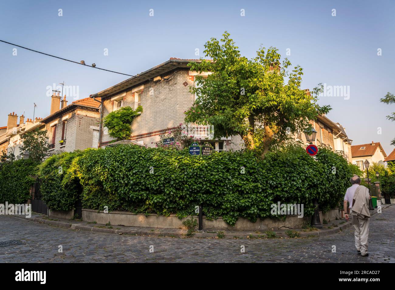 The countryside in Paris, La Campagne à Paris, a charming residential ...