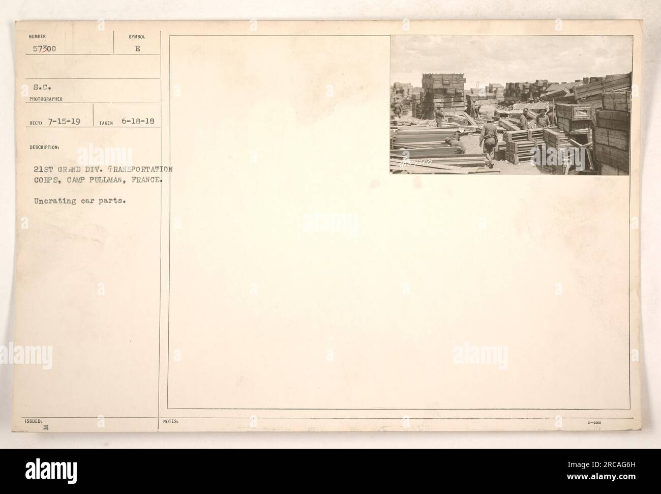 Uncrating process hi-res stock photography and images - Alamy