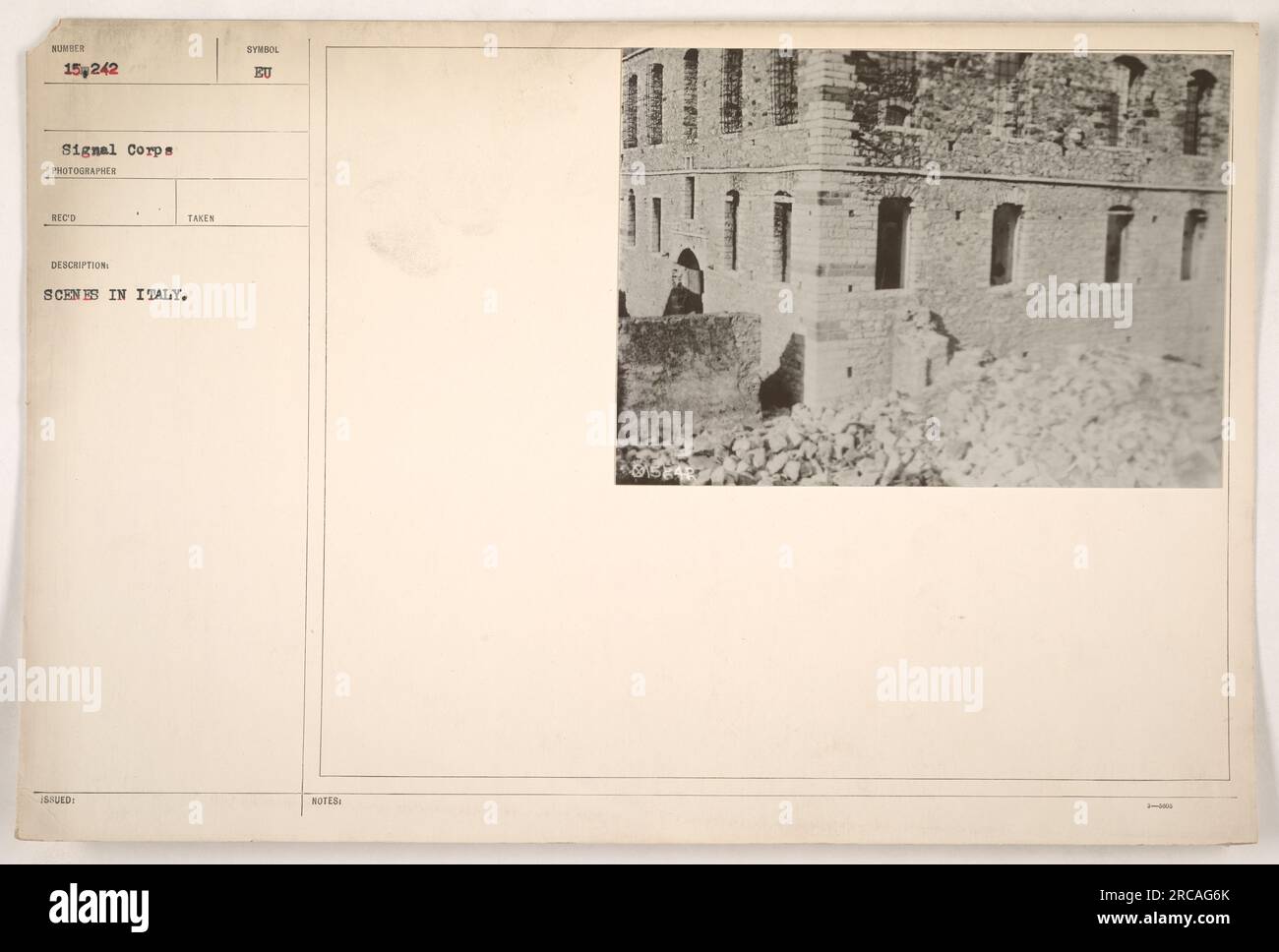 Soldiers of the American military conducting drills and exercises in ...