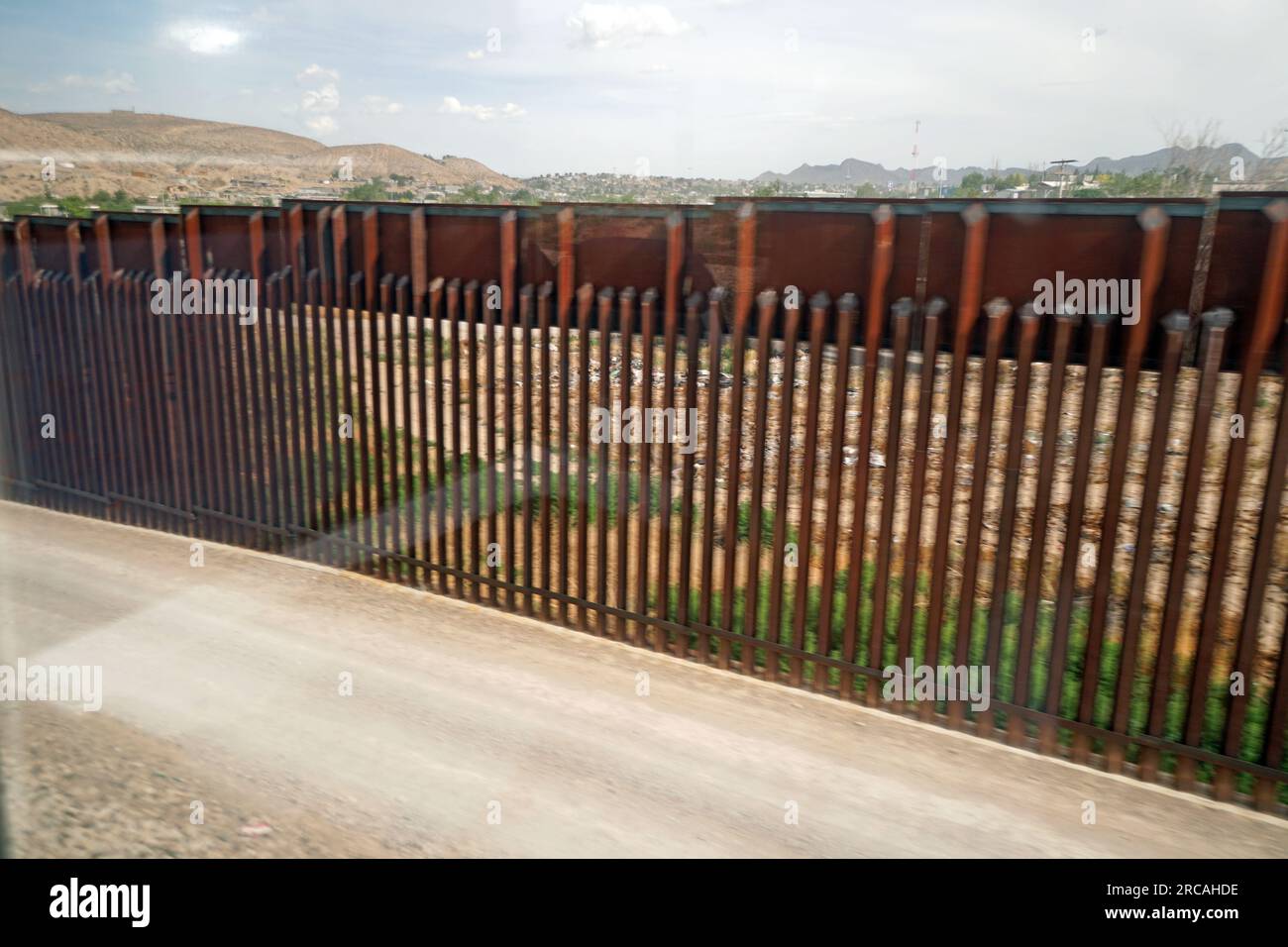 Mexico us border hi-res stock photography and images - Alamy