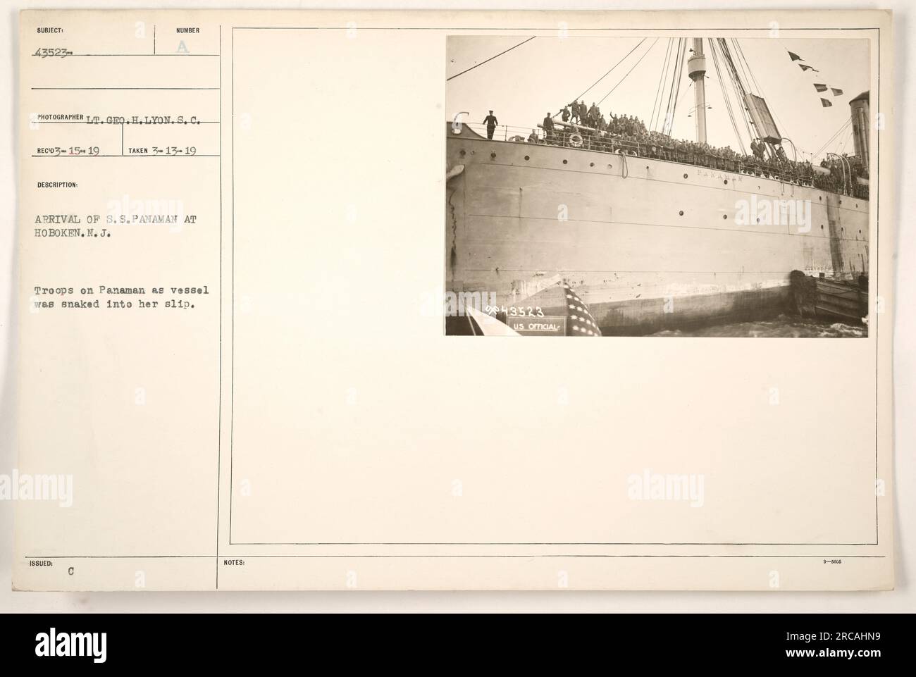 Troops disembark from the S.S. Panaman upon its arrival at Hoboken, M.J ...