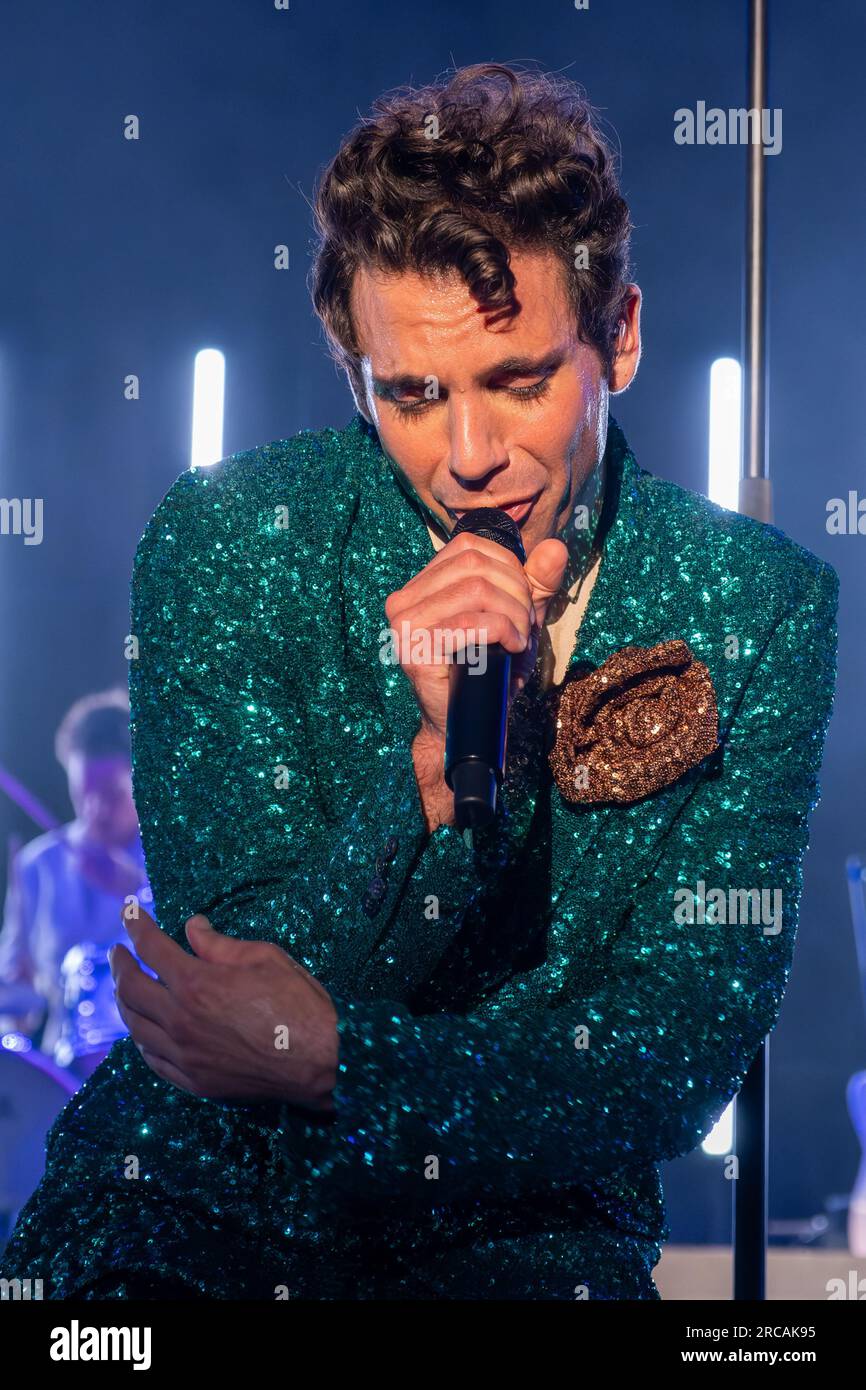 Mika, stage name of Michael Holbrook Penniman Jr during his live ...