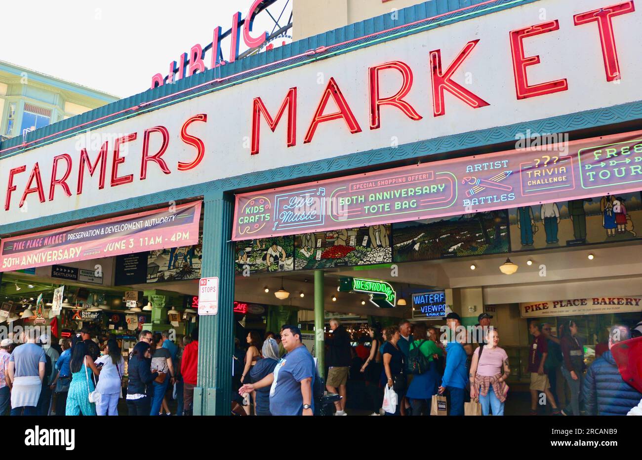 Farmers Market and Public Market signs at Pike Place market with ...