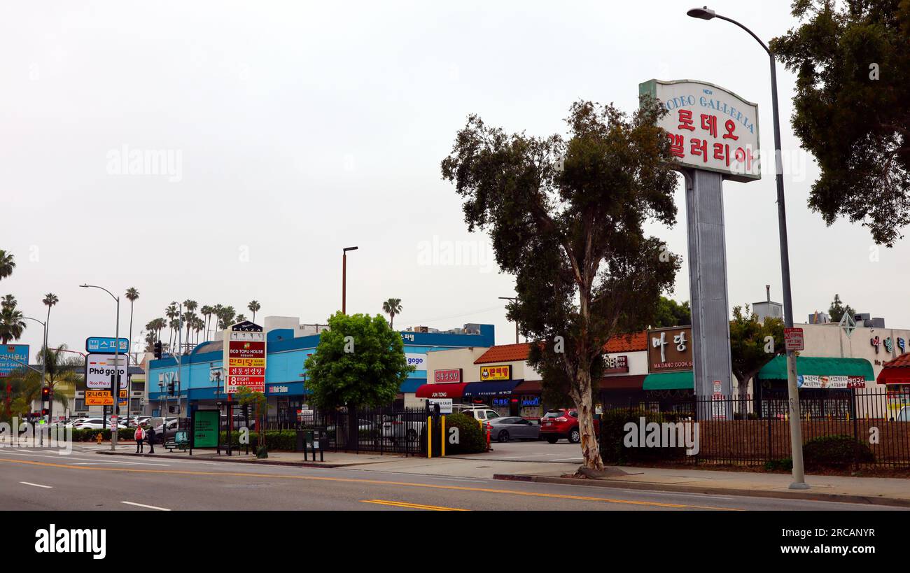 Los Angeles, California: view of KOREATOWN a neighborhood in central ...