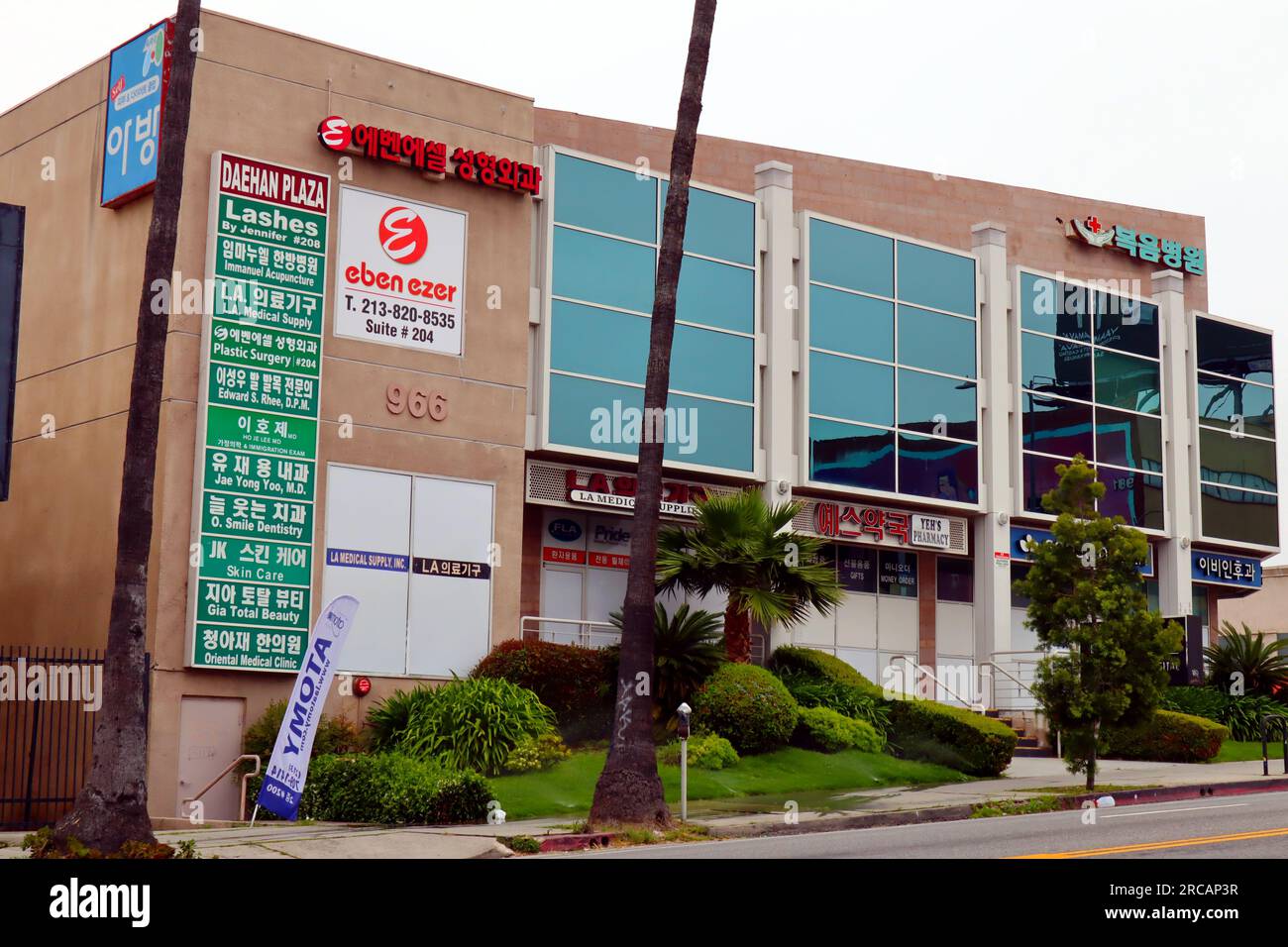 Los Angeles, California: view of KOREATOWN a neighborhood in central ...