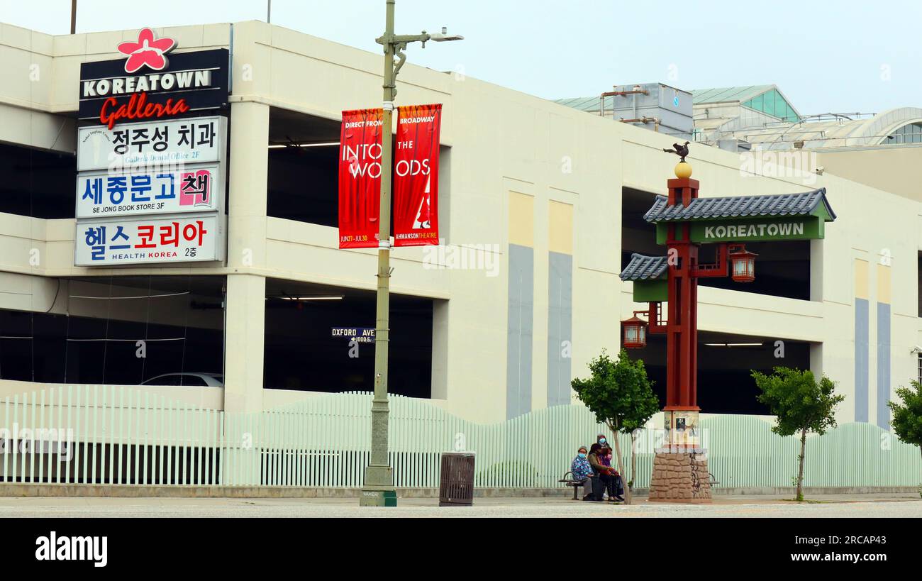 Los Angeles, California: view of KOREATOWN a neighborhood in central ...