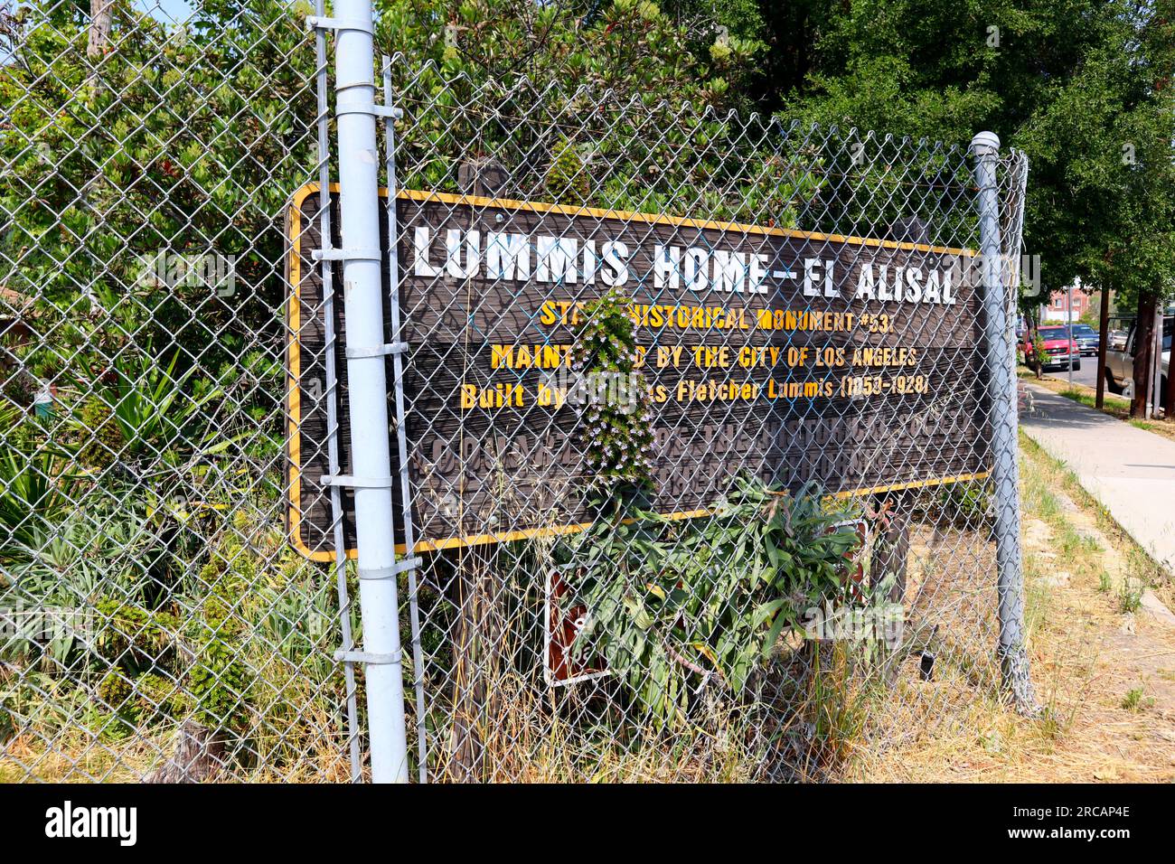 Los Angeles, California: Lummis Home - El Alisal. Rustic Stone House ...