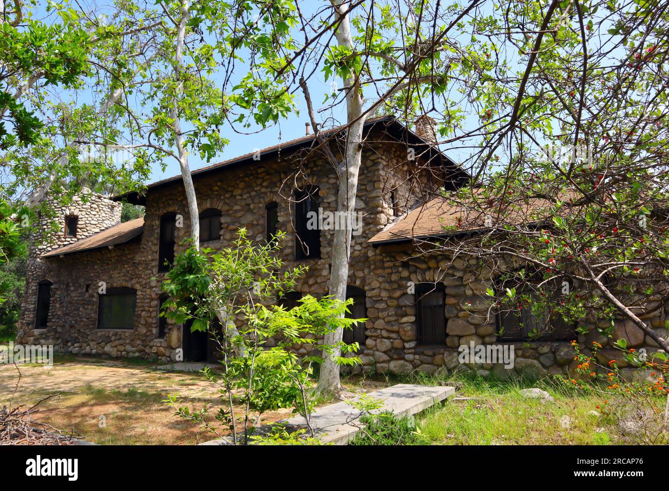 Los Angeles, California: Lummis Home - El Alisal. Rustic Stone House ...